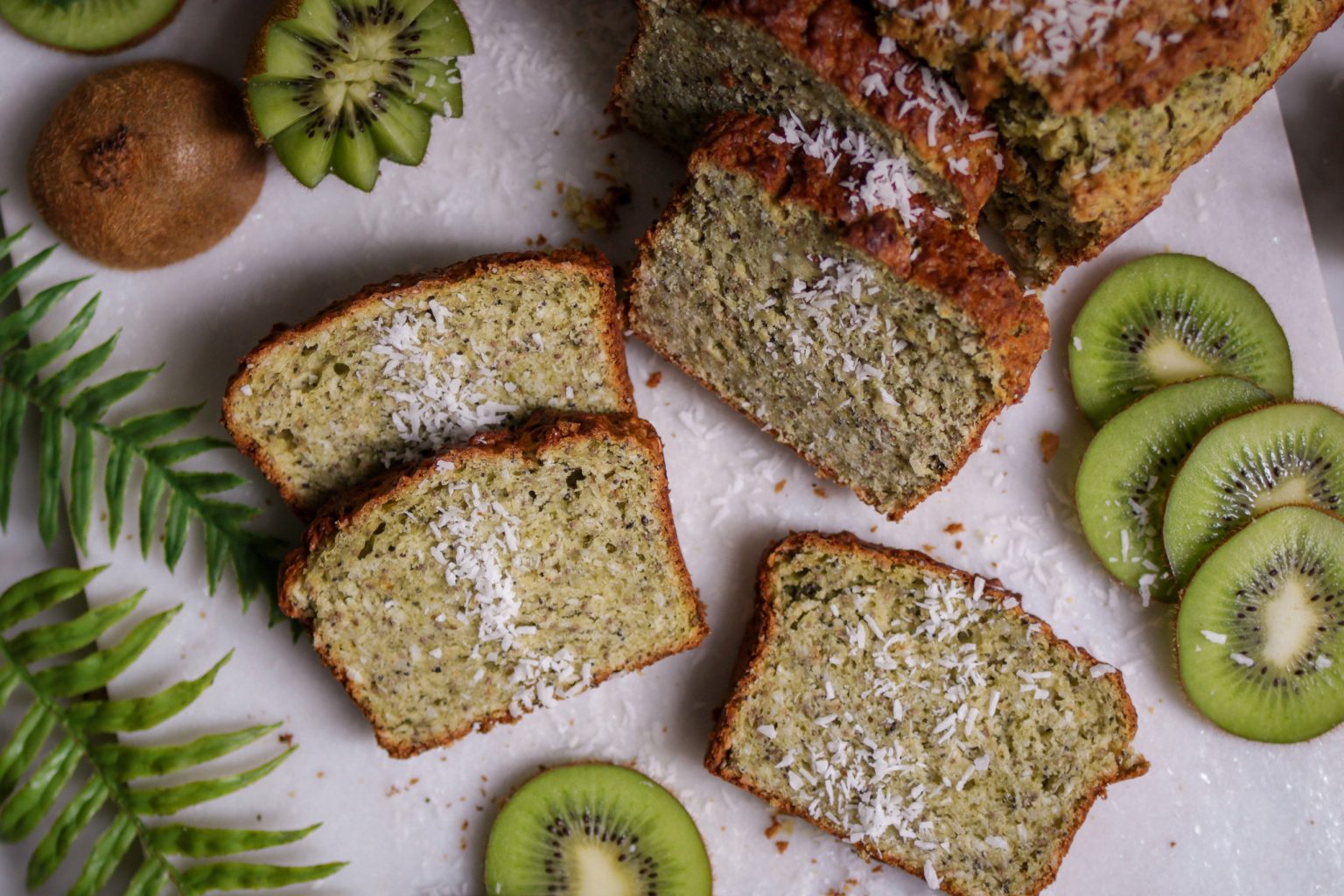 Awesome Vegan Kiwi Cake • veggies | vegan